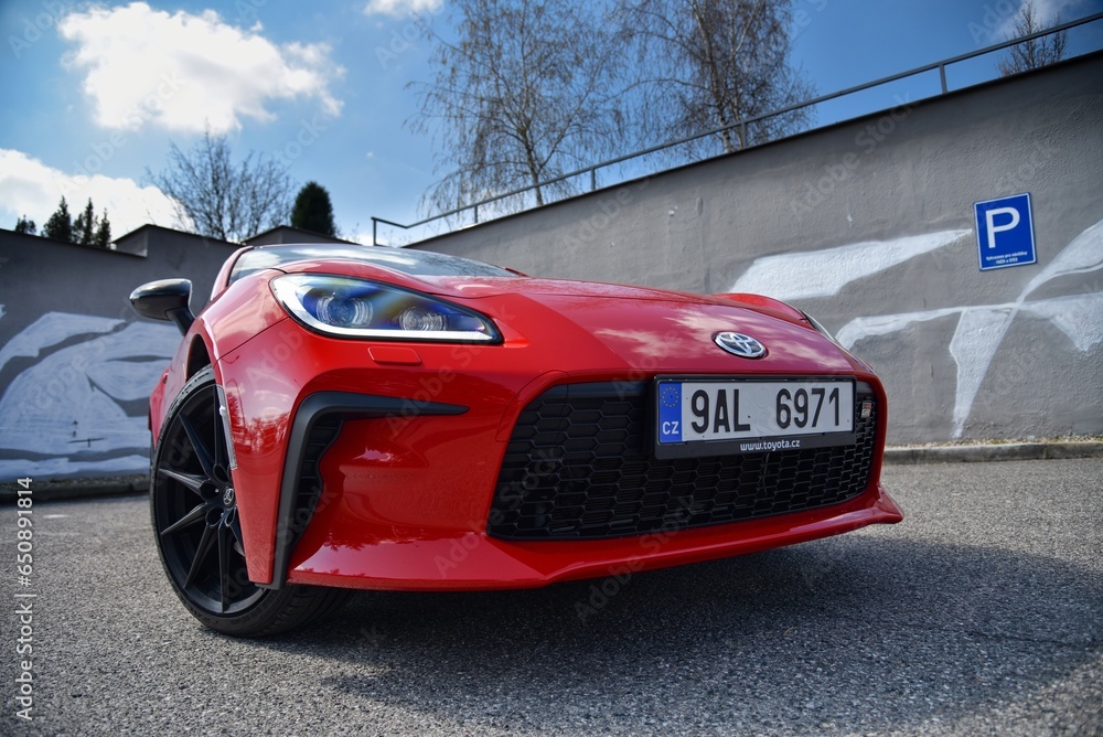 Toyota GR86 Executive 2.4. Sports car with rear wheel drive and manual ...