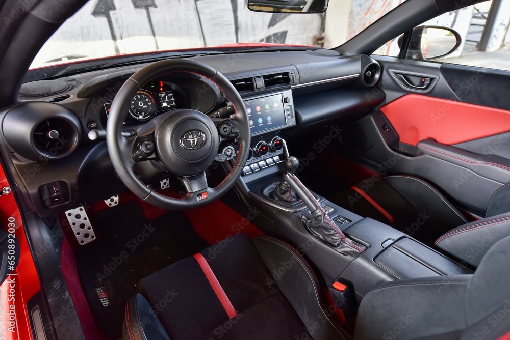 Toyota GR86 Executive 2.4. Sports car with rear wheel drive and manual ...