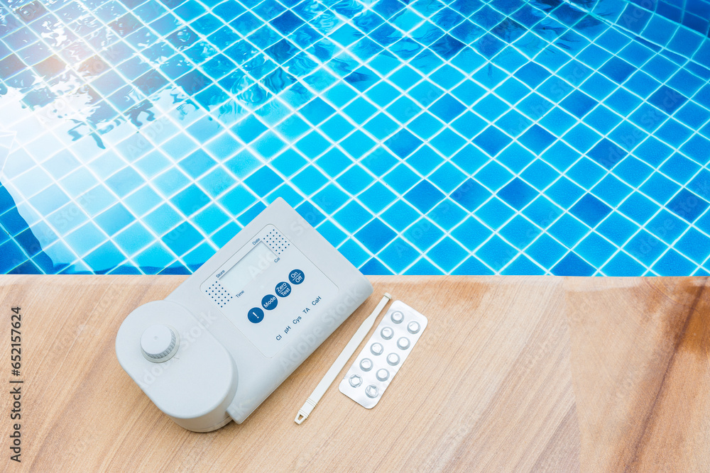 Quality water analysis tool, measure chlorine and pH, pH testing with ...