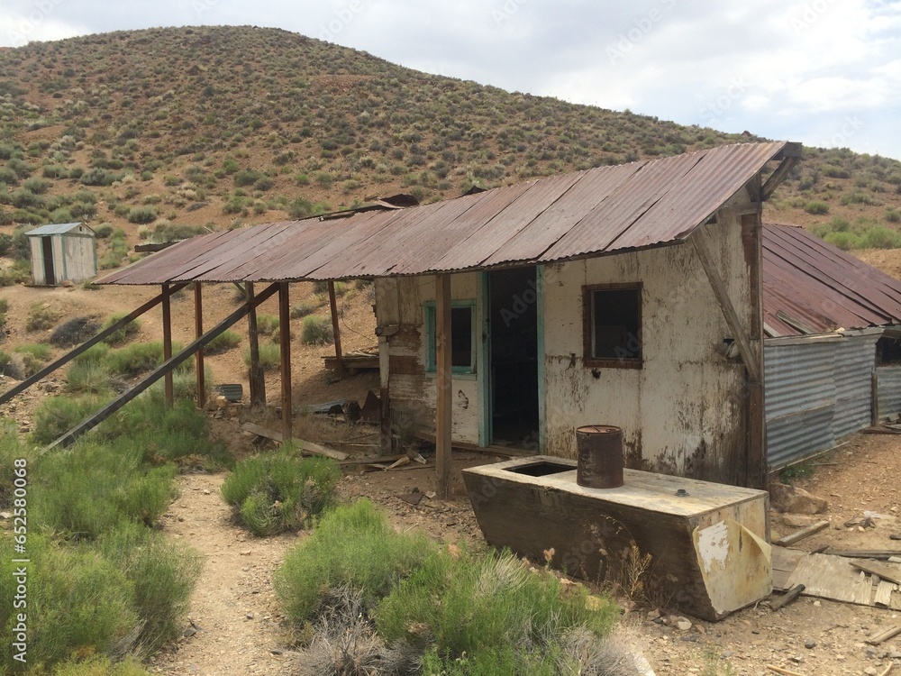 Aguereberry Camp, Abandoned Mining Shack in Death Valley California ...
