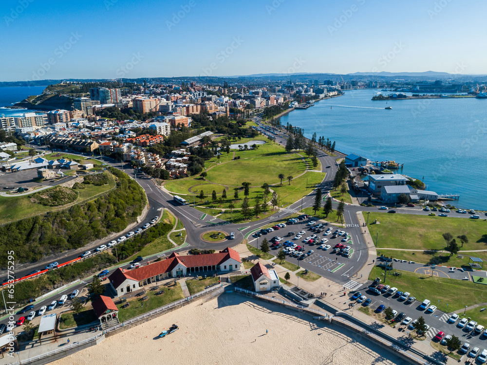 Nobbys area in Newcastle with the beach pavilions and Foreshore park ...