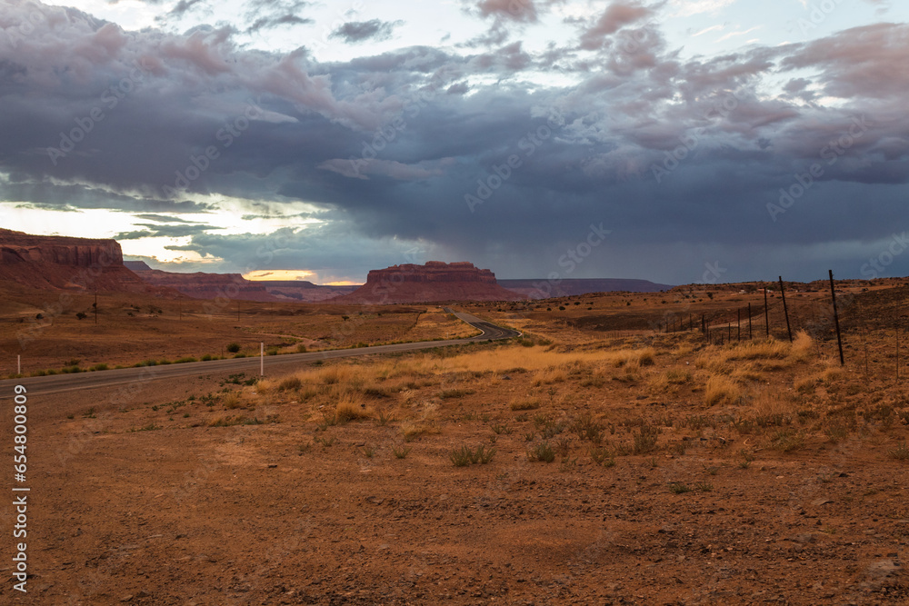 Arizona's Kayenta-Monument Valley Scenic Road through the Navajo ...
