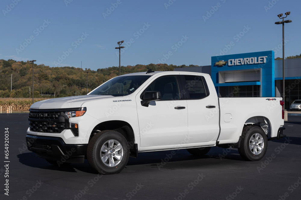 Chevrolet Silverado 1500 display at a dealership. Chevy offers the ...