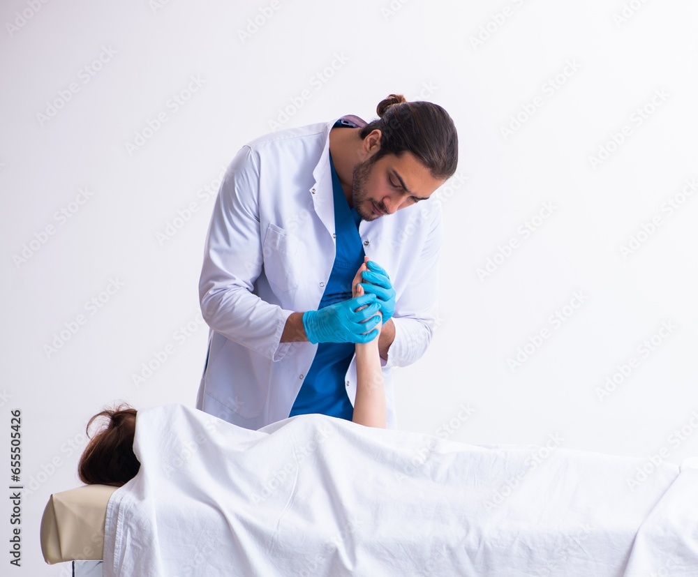 Poster Police coroner examining dead body corpse in morgue – Wall Art ...