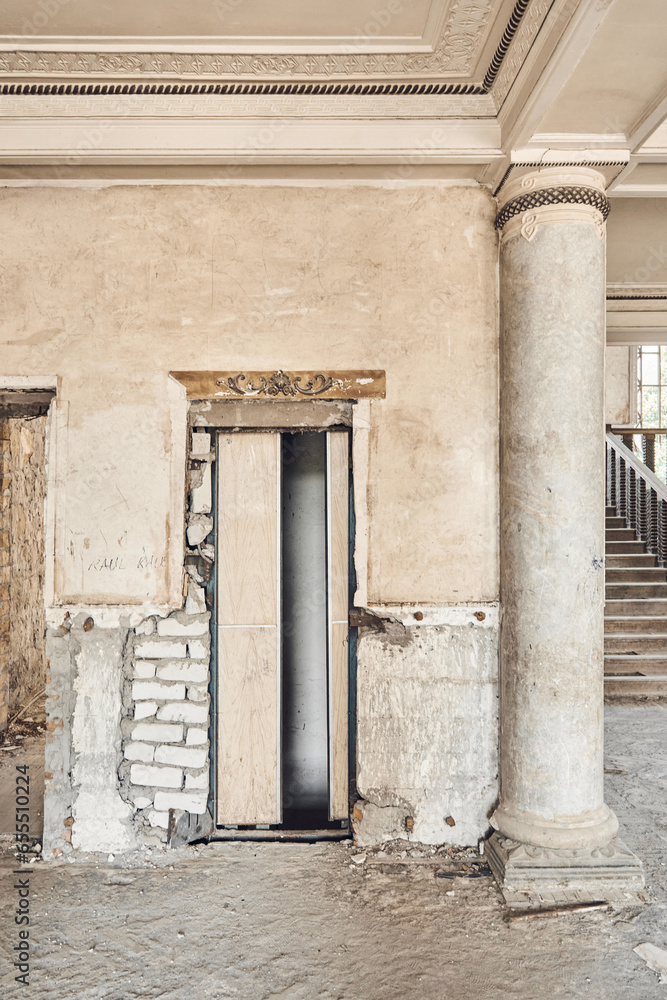 Abandoned soviet spa resort (sanatorium) Shakhter (Miner), in Tskaltubo ...