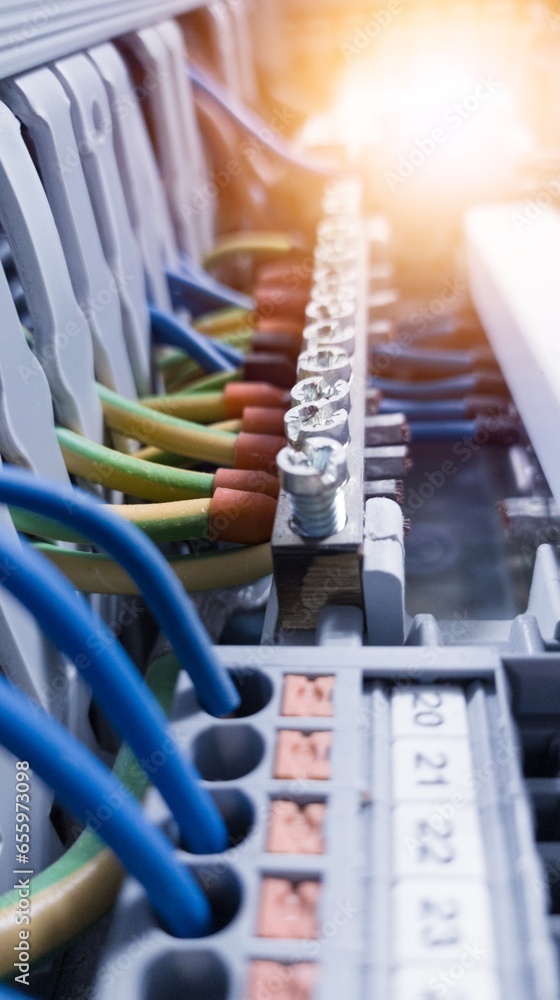 Electrical Grounding circuit Control with wire terminal connection bolt ...