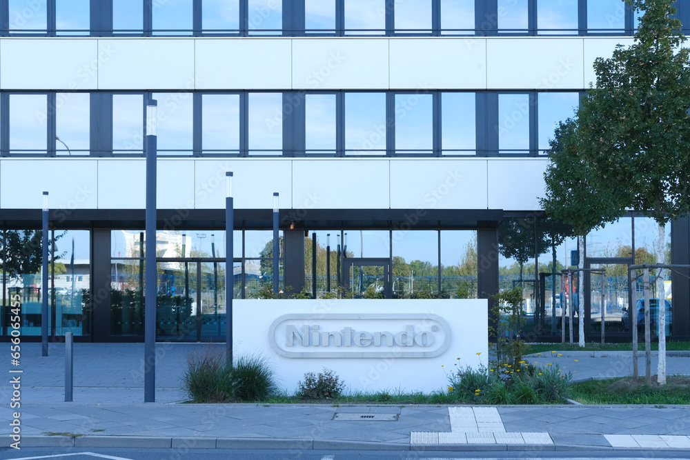 Japanese company Nintendo, Technology & Engineering, creation of video ...
