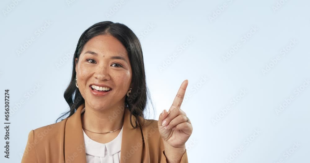 Vidéo Stock Thinking, brainstorming and young woman in studio with ...