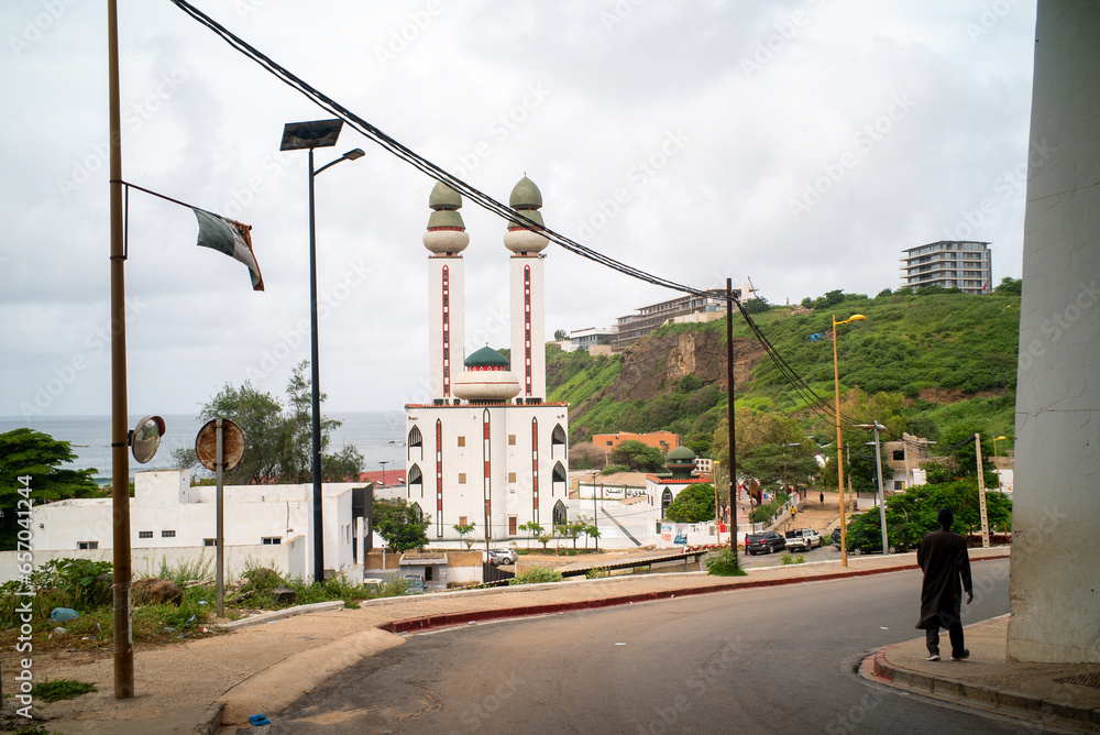 La mosquée de la Divinité à Ouakam à Dakar au Sénégal en Afrique Stock ...