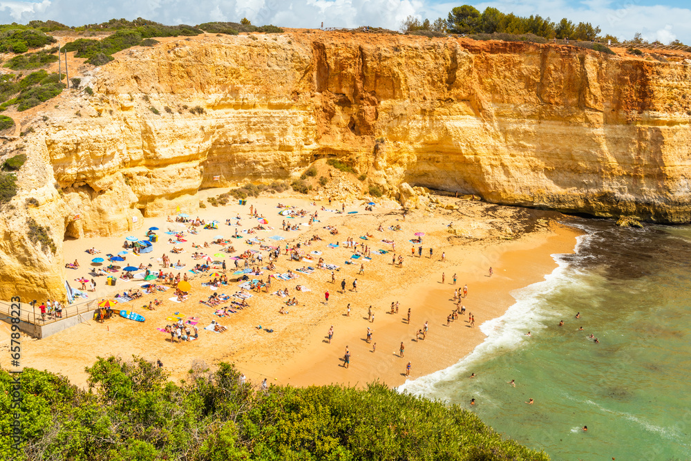 Praia de Benagil, most famous beautiful Benagil beach in Algarve ...