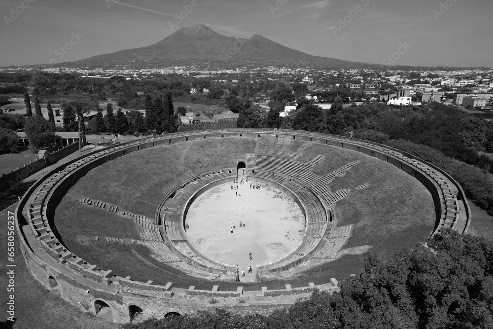 Ancient roman city of Pompeii on the shadow of Mount Vesuvius Stock ...
