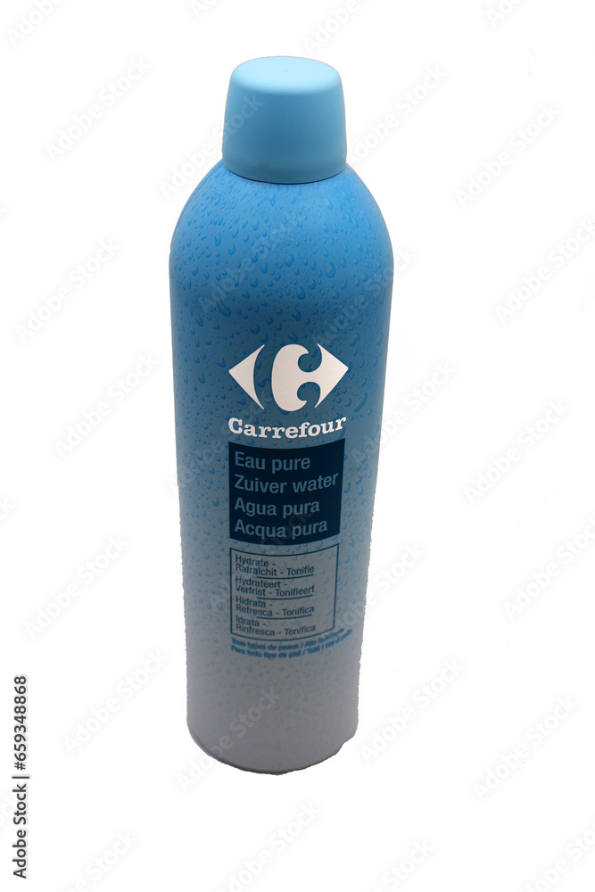 bombe d'eau pour se rafraichir Stock Photo | Adobe Stock