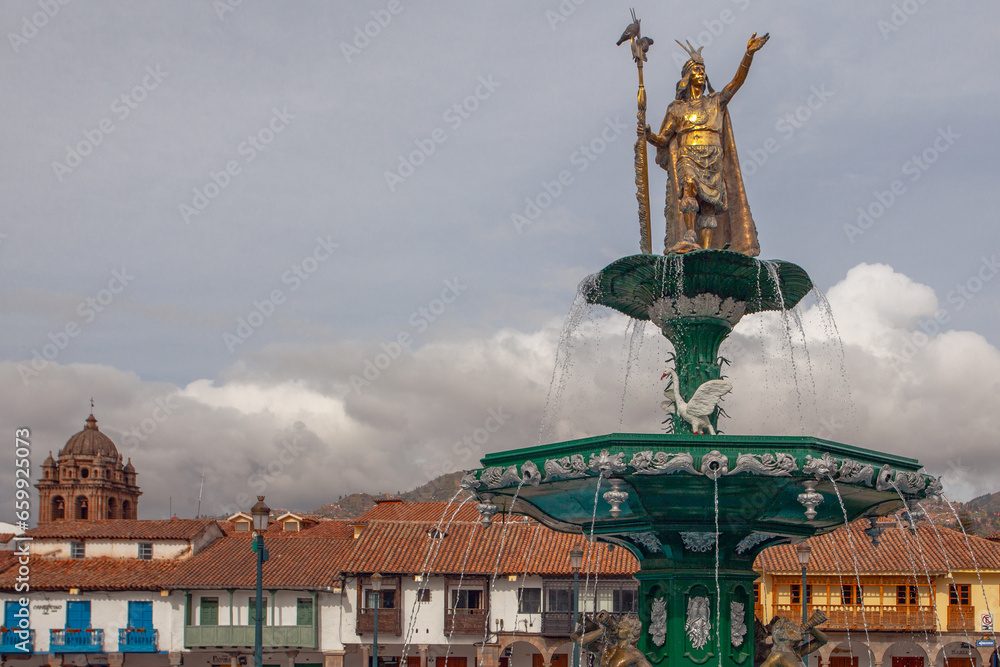 CUSCO, PERU - APRIL 30, 2022 : The statue dedicated to Inca emperor ...