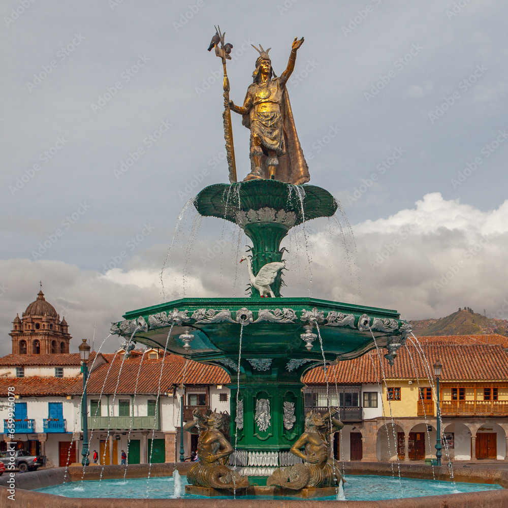 CUSCO, PERU - APRIL 30, 2022 : The statue dedicated to Inca emperor ...