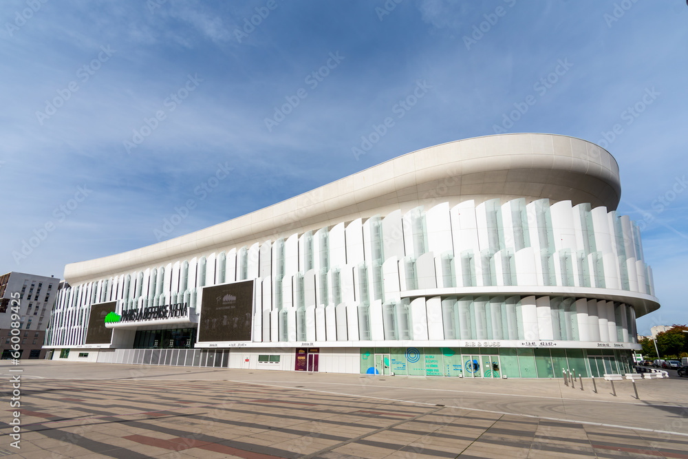 Nanterre, France - 9 octobre 2023: Vue extérieure du Paris La Défense ...