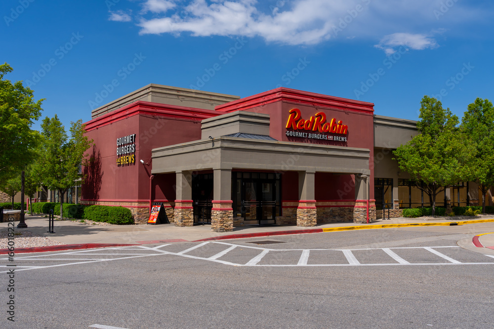 A Red Robin Gourmet Burgers and Brews restaurant in Salt Lake City ...