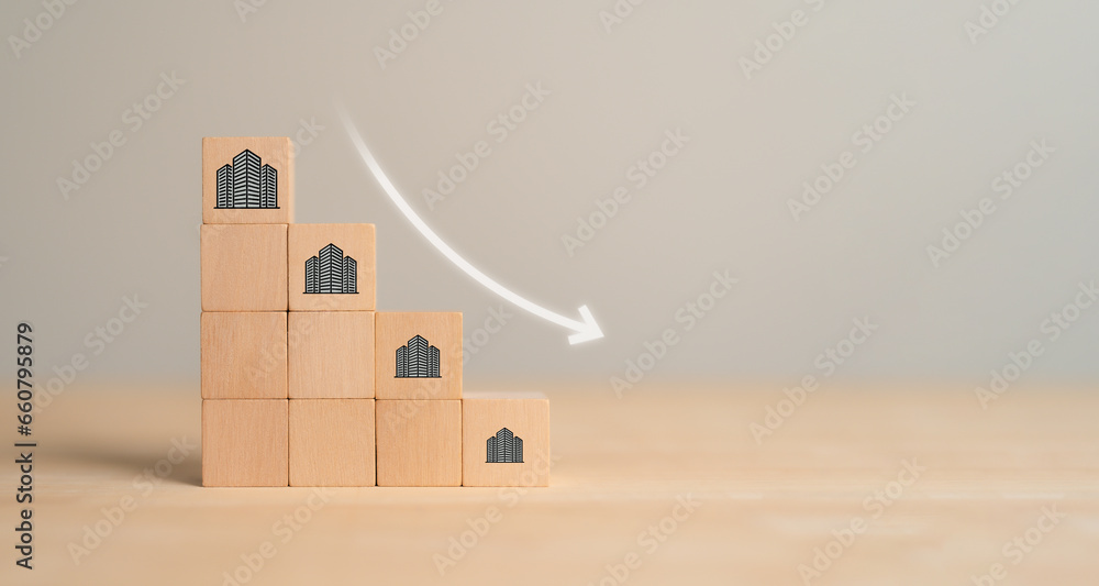 Downsizing, reengineering, scale down business strategy concept ...