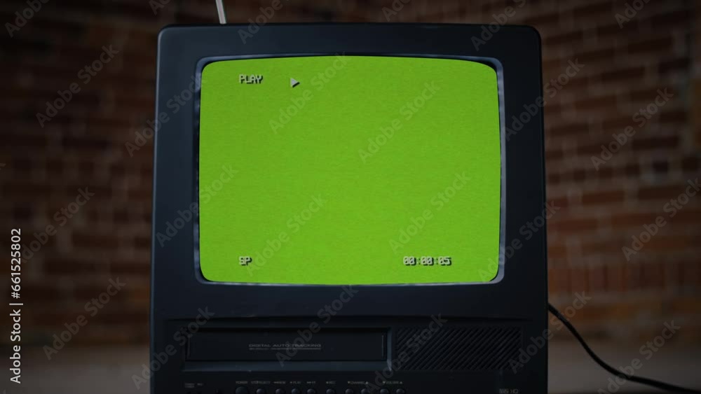 Stockvideo Vintage VHS TV Green Screen Time Code Retro Television ...