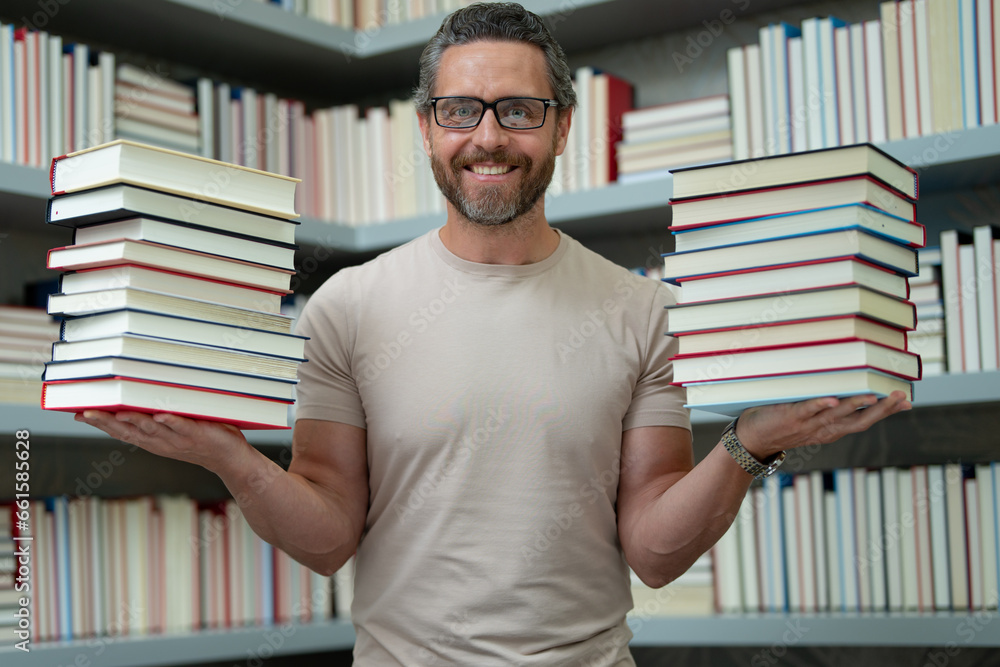 Teachers Day. Good teacher. Tutor at classroom. Man teacher with books ...