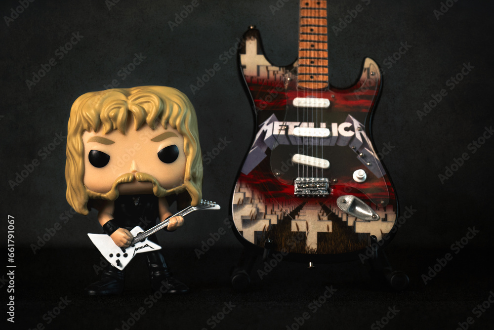 Funko POP vinyl figure of James hetfield singer of the american heavy ...