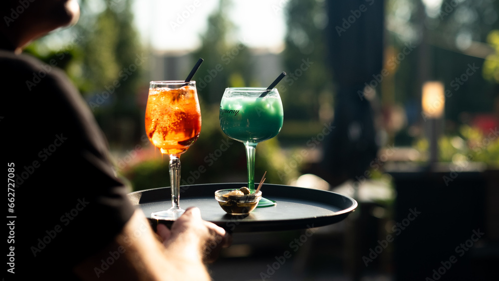 diverses boissons et cocktails Stock Photo | Adobe Stock