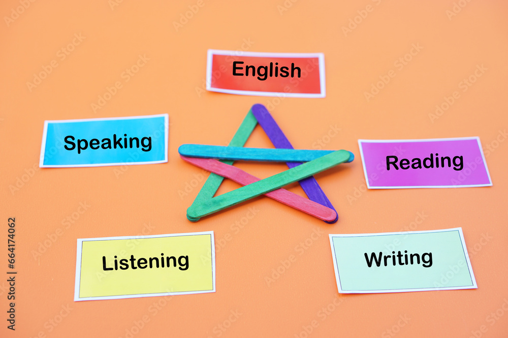 Foto de Paper cards with words, English, Speaking, Reading, Listening ...