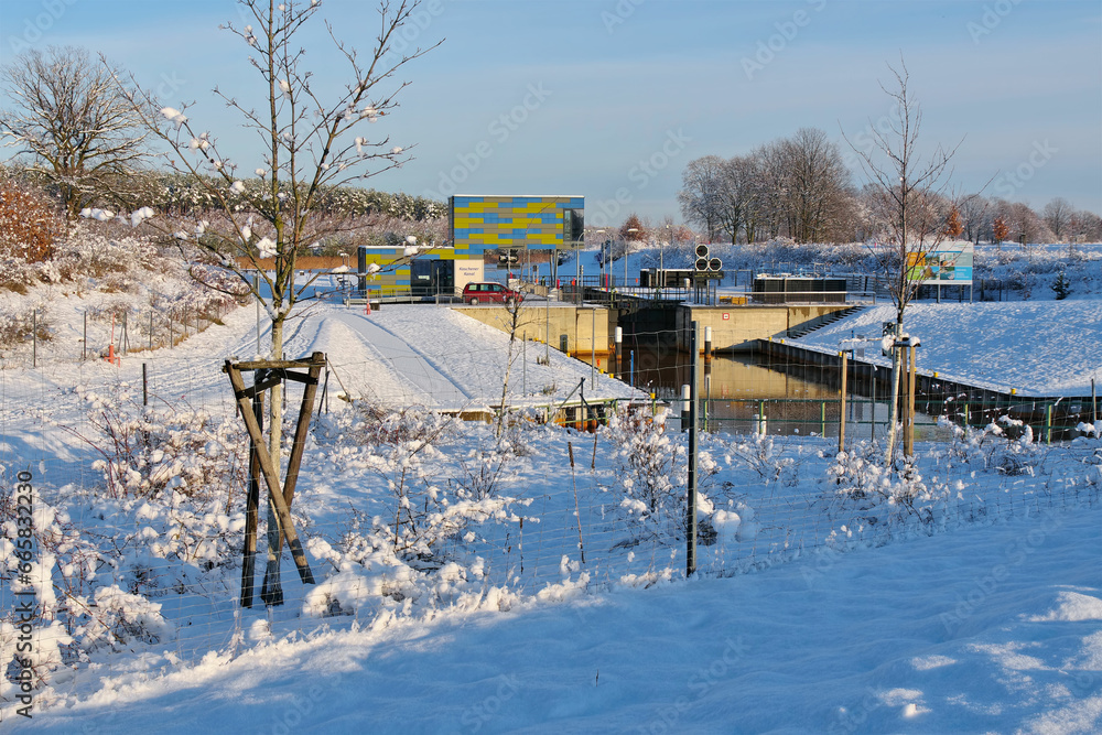 Schleuse am Senftenberger See, Lausitzer Seenland - watergate ...