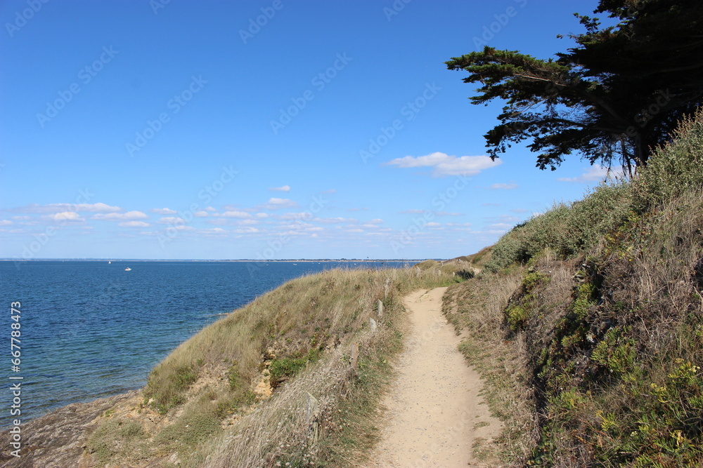 Foto de Piriac-sur-Mer : belle promenade sur le sentier des douaniers à ...