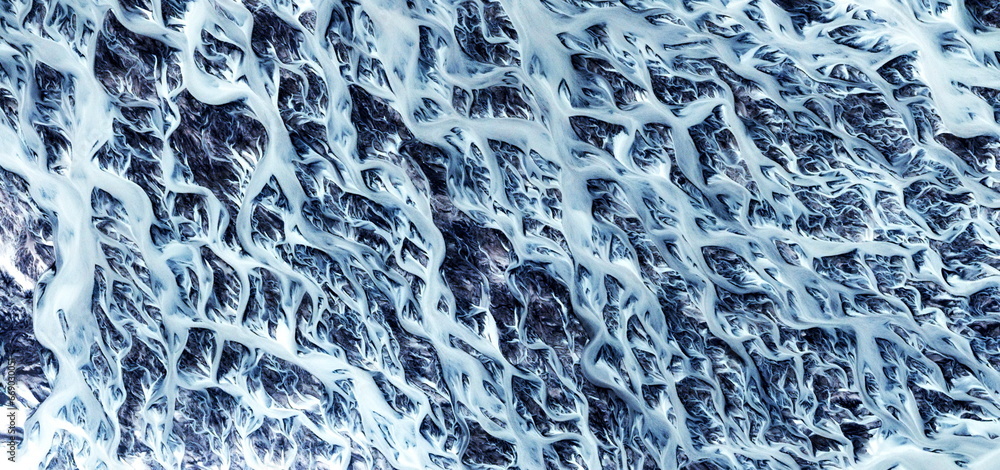 cold veins, photographs of the frozen regions of the earth from the air ...