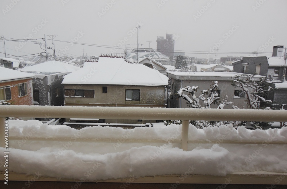 Residential area after heavy snowfall, Nihon University College of ...
