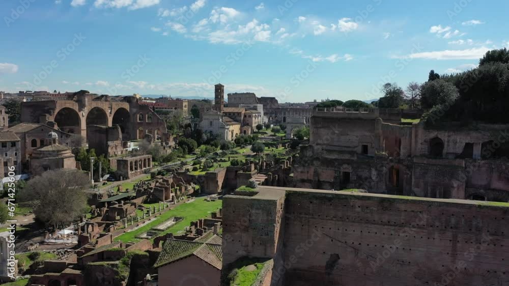 Vista aerea dell'antica Roma e del colosseo. Italia. Il Foro Romano e i ...