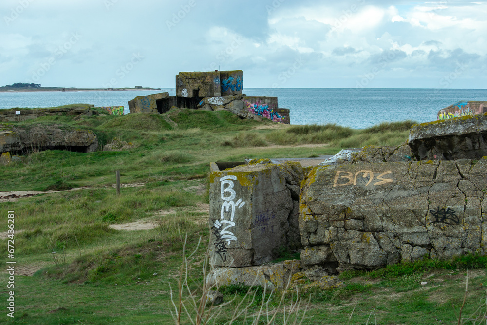 Promenade dans les Bunkers construits durant la seconde guerre mondiale ...