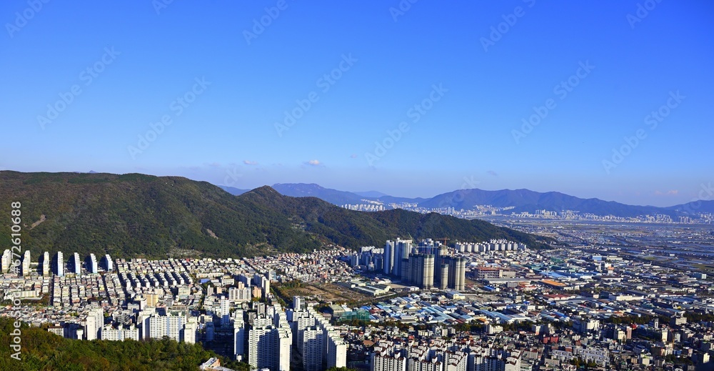 It is the scenery of Gimhae-si, Gyeongsangnam-do in Korea. I went up to ...