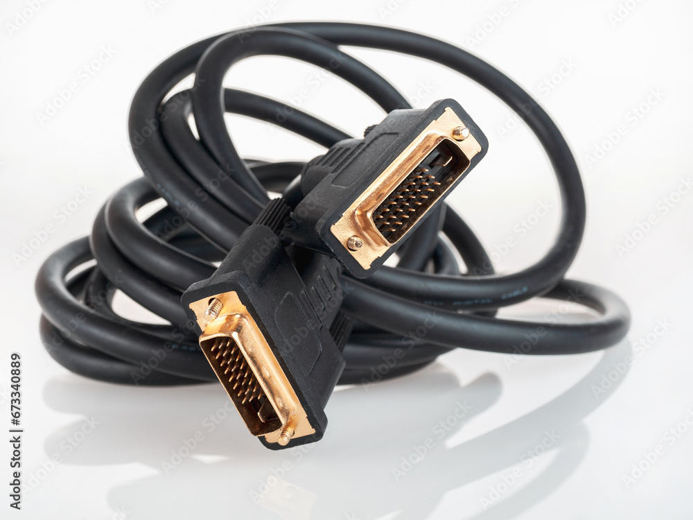 Dvi digital video cable for connecting an external TV screen monitor to ...