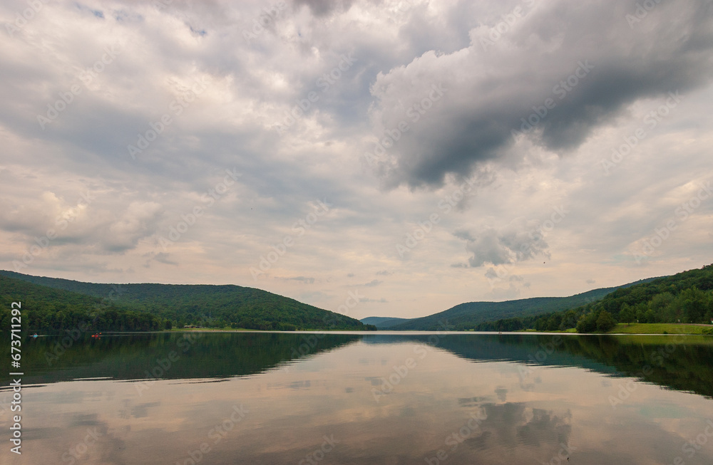 Quaker Lake at Allegany State Park in New York State Stock Photo ...