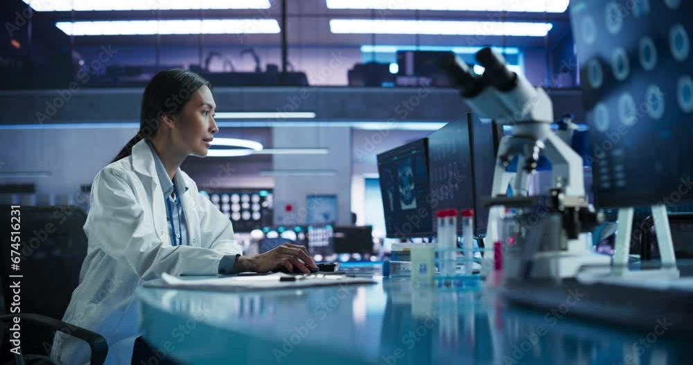 Hospital Research Center Laboratory: Asian Female Medical Scientist ...