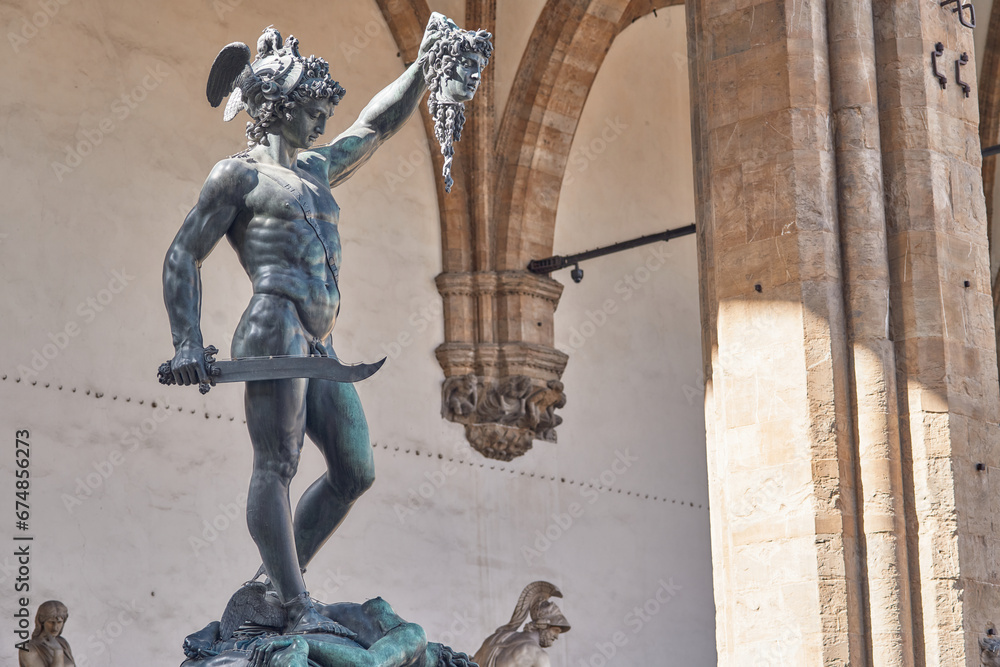Bronze statue of Perseus with the head of Medusa, masterpiece by ...