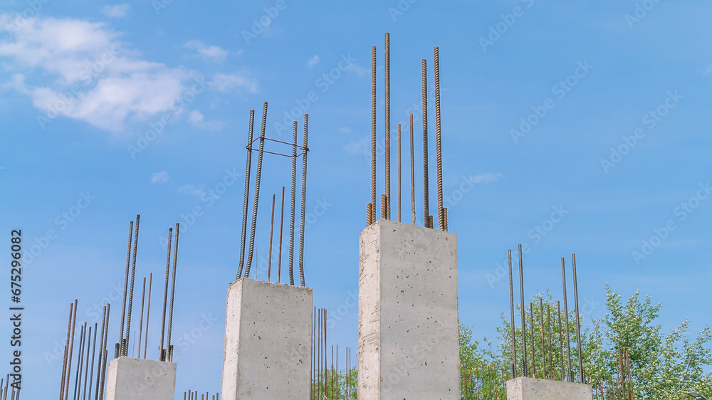 The foundation on reinforced concrete piles and the frame during the ...