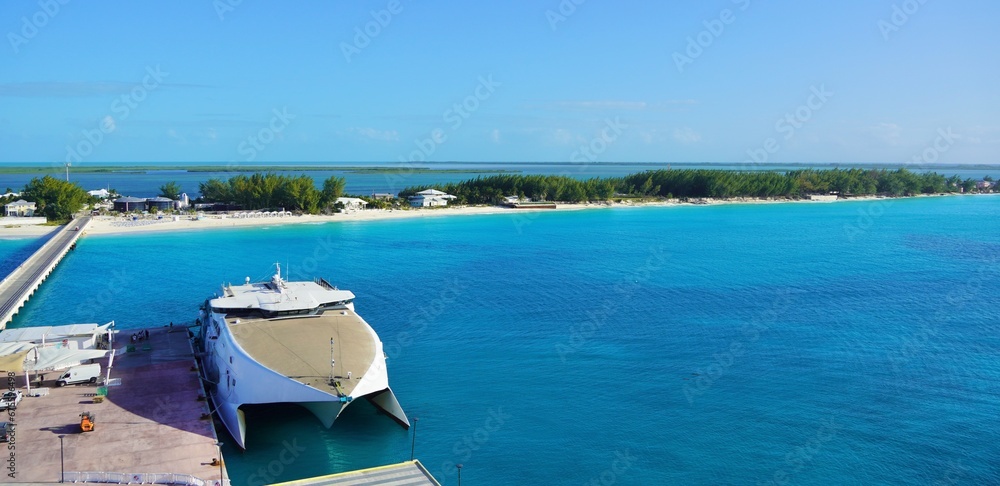 Shoreline of North Bimini, Bahamas by the Cruise Ship and Ferry Pier ...