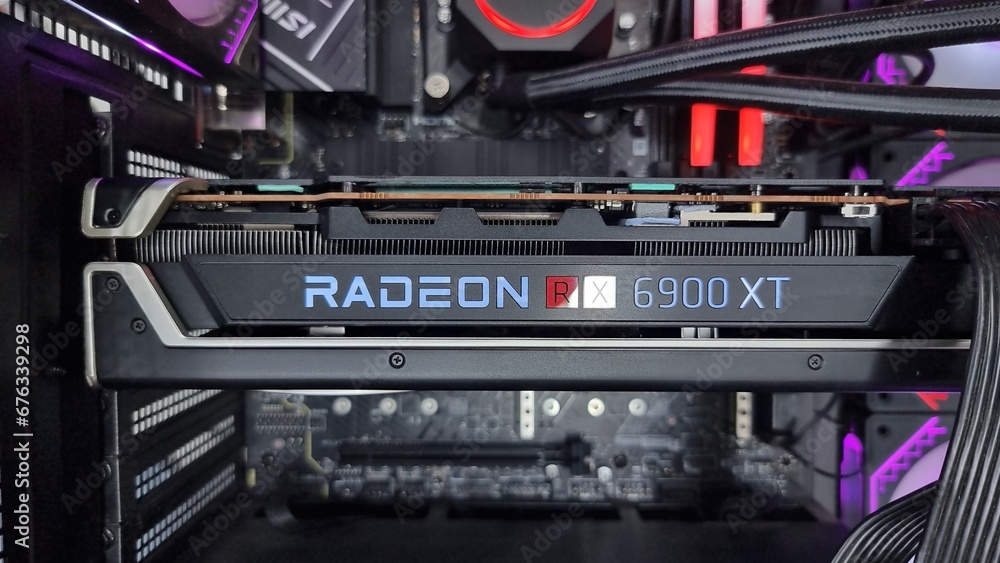 XFX Speedster Merc 319 AMD Radeon RX 6700 XT Black, 12GB GDDR6 Memory ...