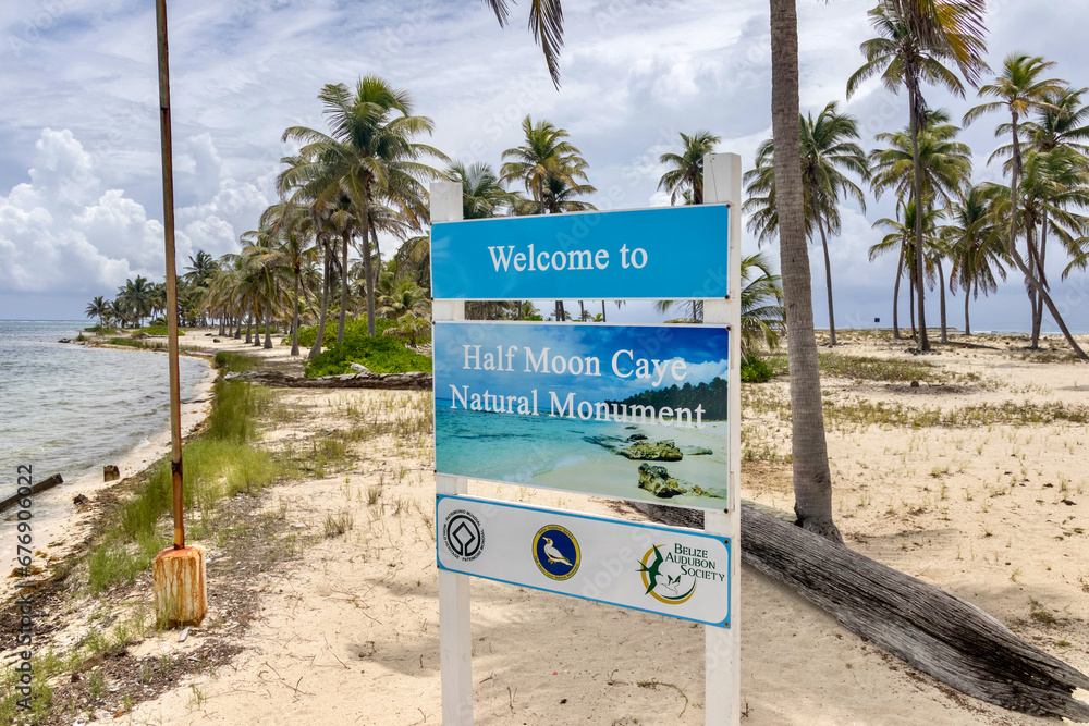 Welcome sign for Half Moon Caye Natural Monument in Belize Stock Photo ...