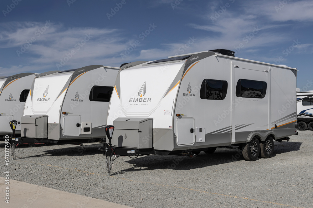 Ember Recreational Vehicles Touring Edition Fifth Wheel RV trailer ...