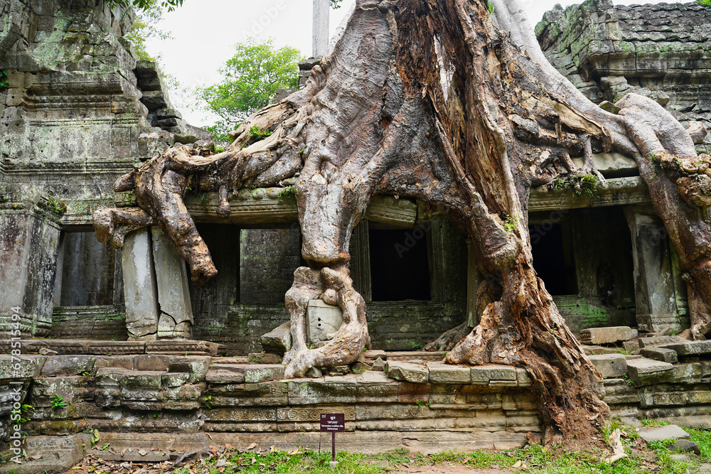 Preah Khan - 12th Century temple built by Khmer King Jayavarman VII ...