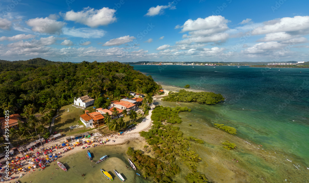 Foto de Imagem aérea da praia das Neves e da igreja de Nossa Senhora ...
