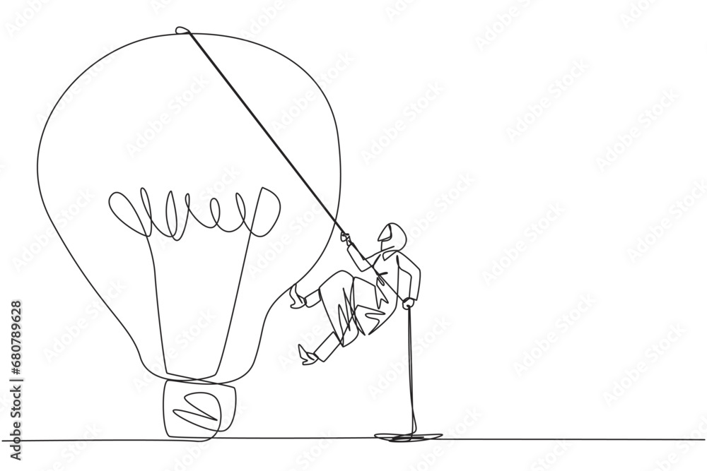 Continuous one line drawing Arab businesswoman climbs lightbulb with ...