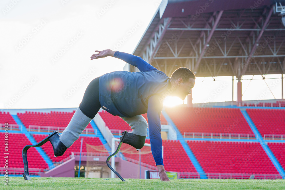 Side view of Disabled asian athlete thailand with prosthetic blades ...