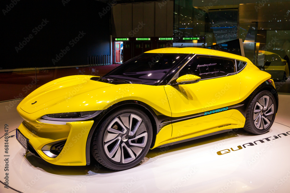 Nanoflowcell Quant Quantino Concept electric car showcased at the ...