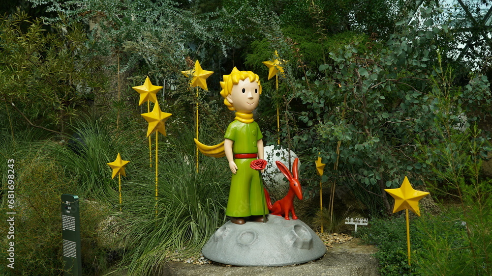 The Little Prince statue at the Seoul Botanical Garden in South Korea ...