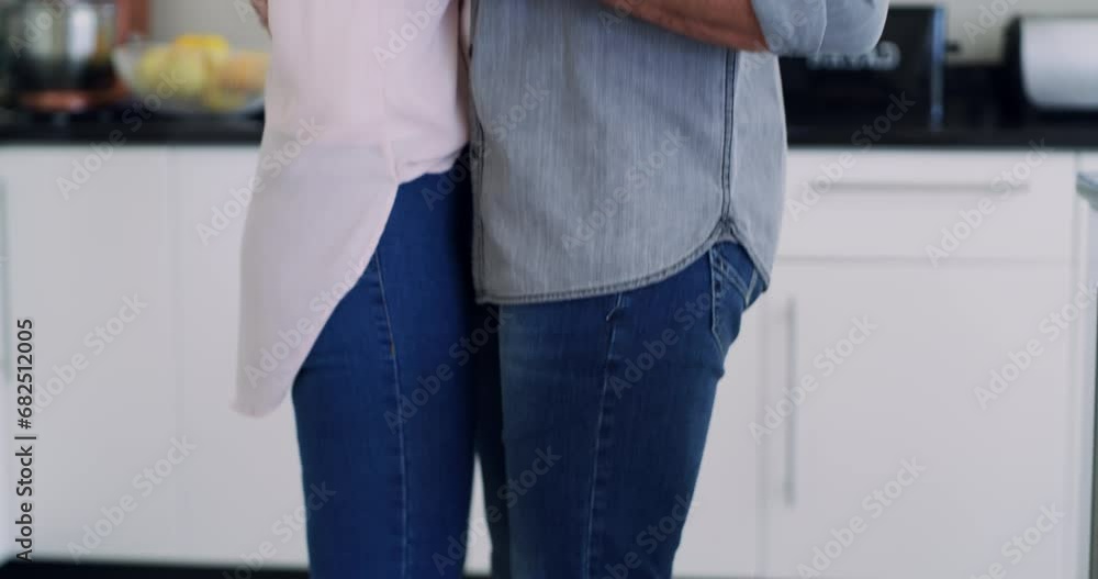 Vidéo Stock Kitchen, feet and couple hug, dancing and home performance ...