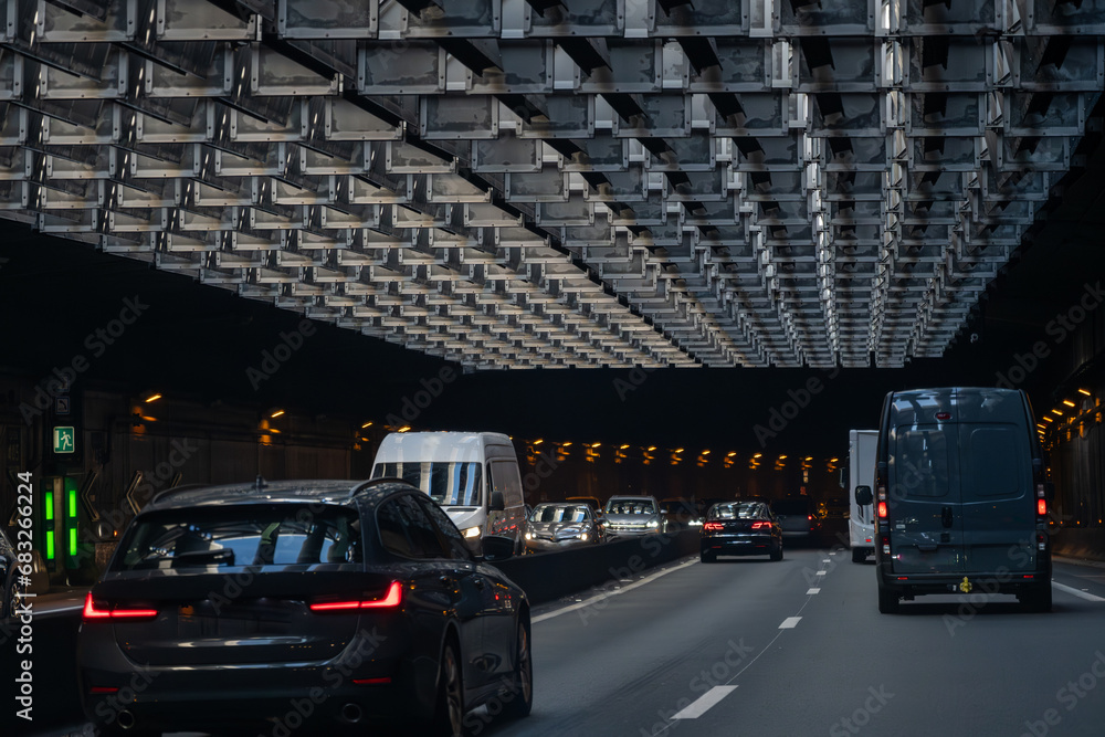 Highway road signs Paris, driving in heavy traffic on ring road of ...